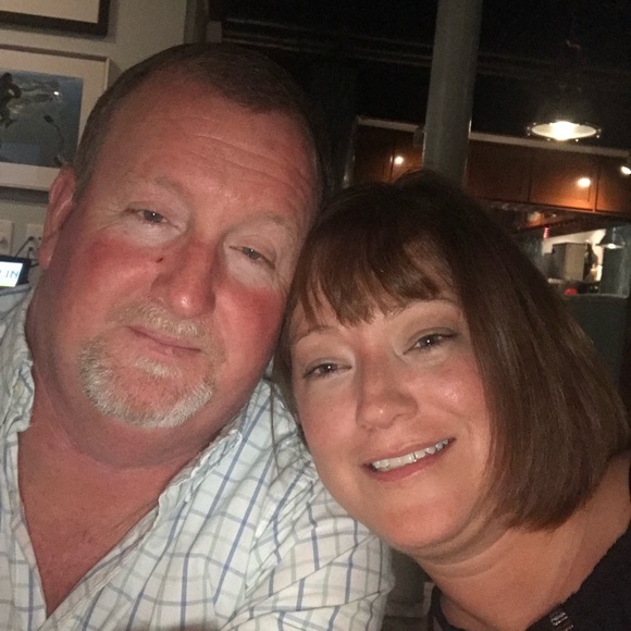 Lynn's Closet (@lynn_d_kelly) | Poshmark